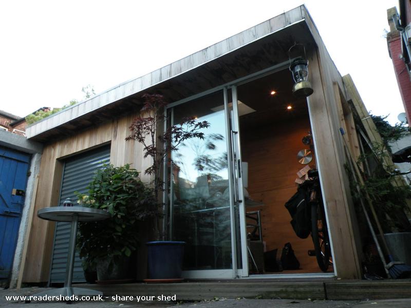 One Grand Designs Shed, Workshop/Studio, Liverpool owned by Sheddie ...