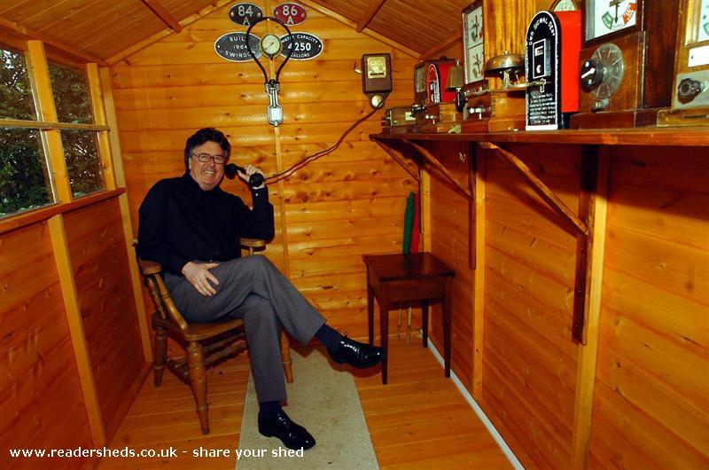 Signal box, Unexpected/Unique, Cardiff owned by Sheddie AHD | # ...