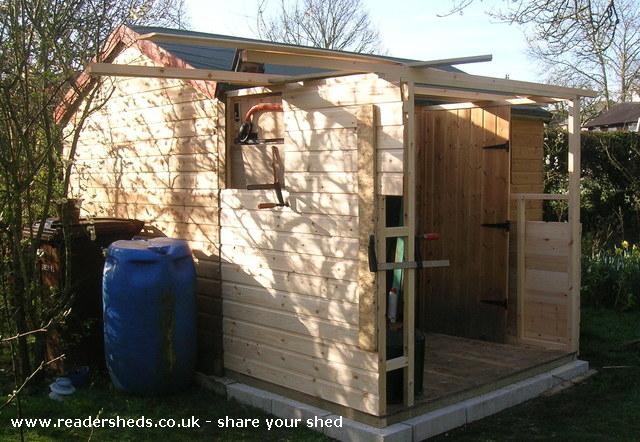 The sleepout, Unexpected/Unique, Warwickshire owned by Sheddie Jim ...