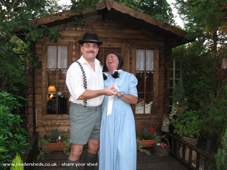 The Suffolk Ski Lodge, Cabin/Summerhouse, Suffolk owned by Sheddie ...