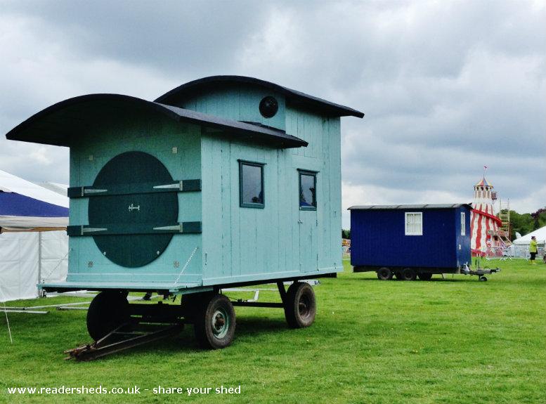 Flying Scotsman, Cabin/Summerhouse, Buckinghamshire owned by Sheddie ...