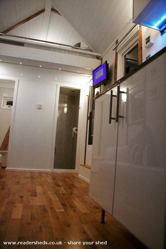 The Derry Tiny House, Unexpected/Unique, Londonderry owned by Sheddie ...