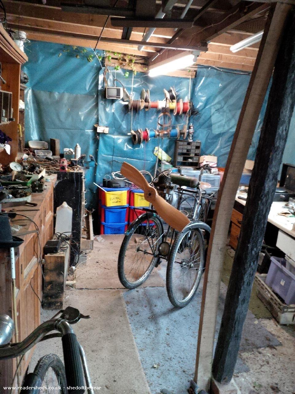 Eccentrica, Workshop/Studio, Buckinghamshire owned by Sheddie Lyndon ...