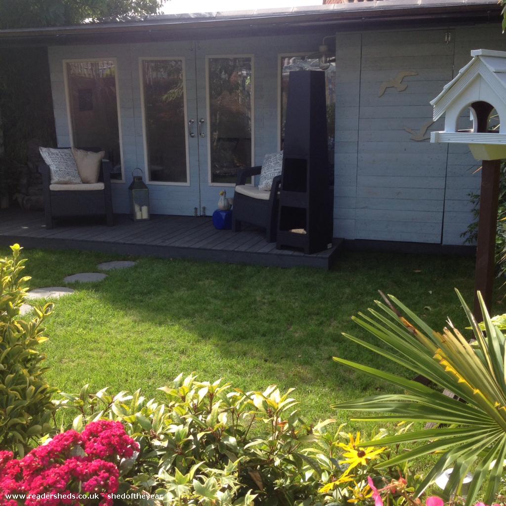 The Shell Shack, Cabin/Summerhouse, Tyne and Wear owned by Sheddie Michelle Nicholls | # ...