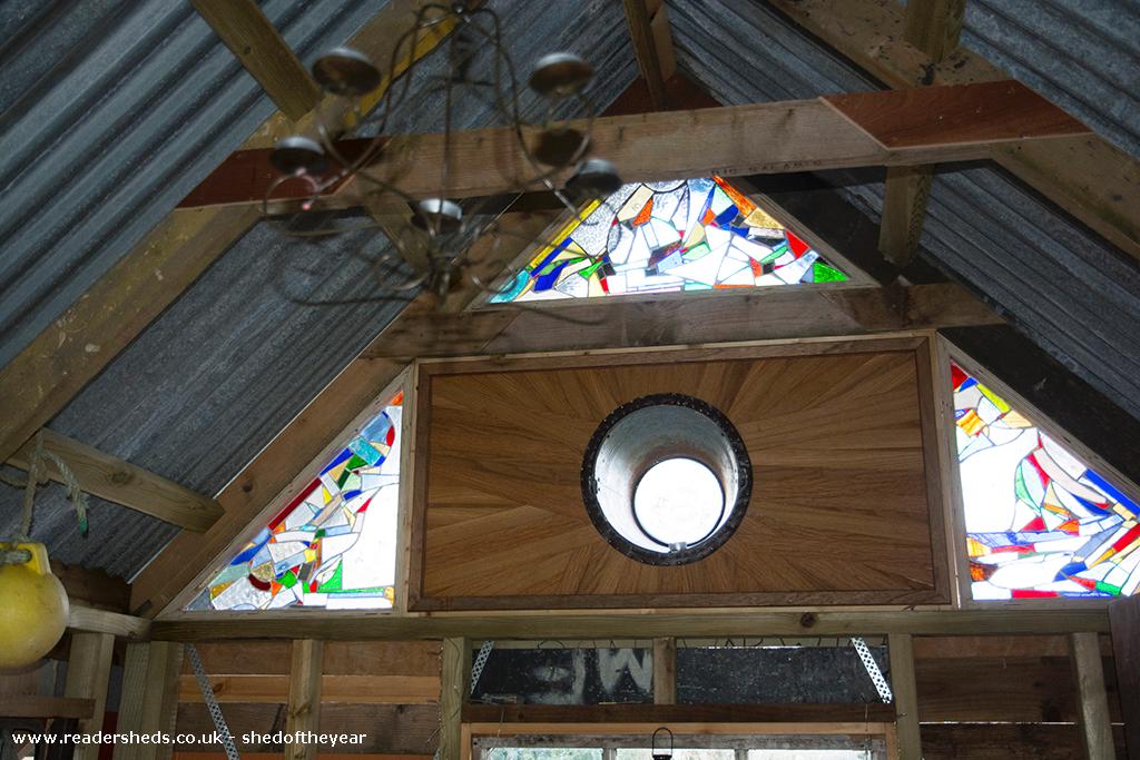 The River Shed, Unexpected/Unique, Warwickshire owned by Sheddie Oliver ...