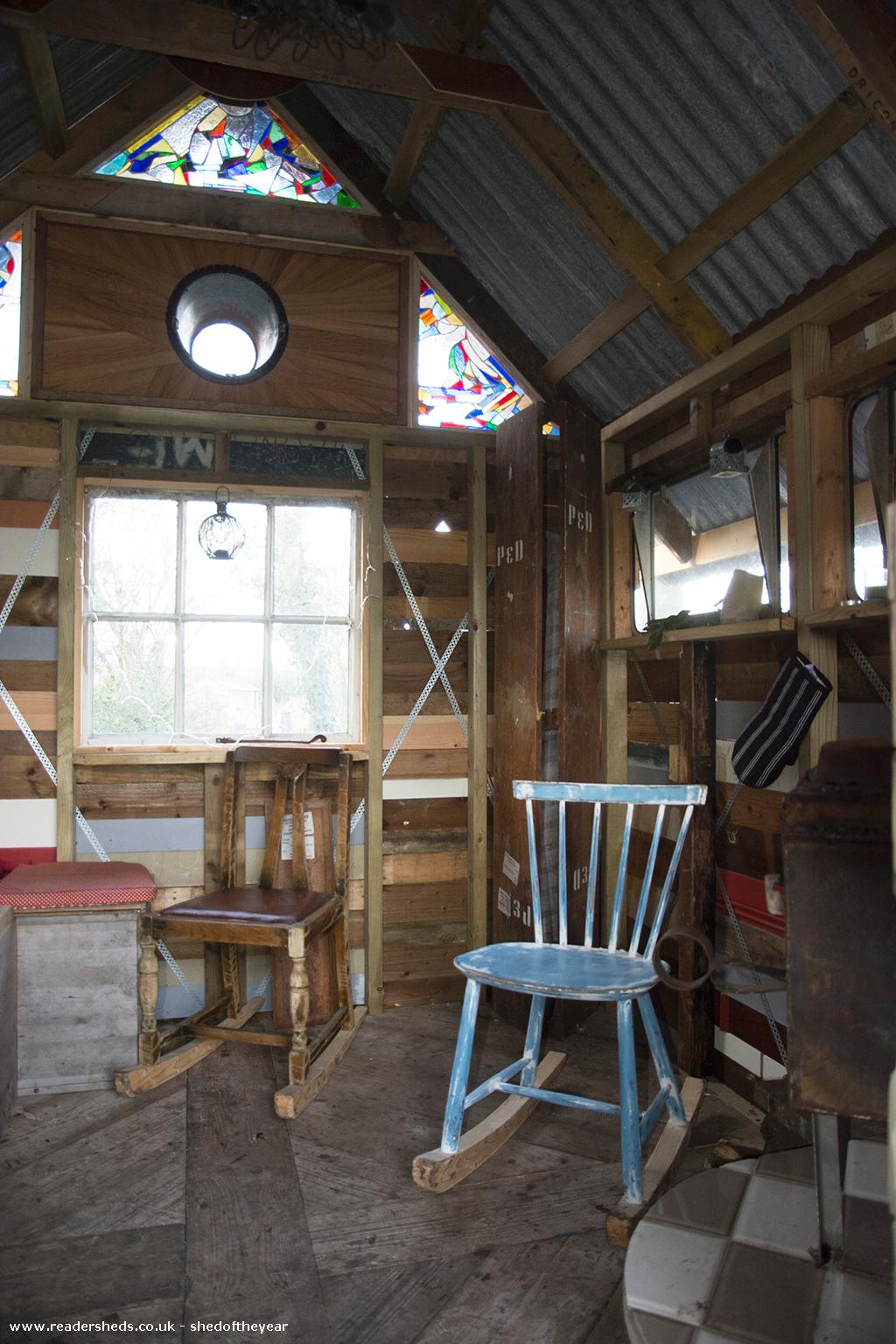 The River Shed, Unexpected/Unique, Warwickshire owned by Sheddie Oliver ...