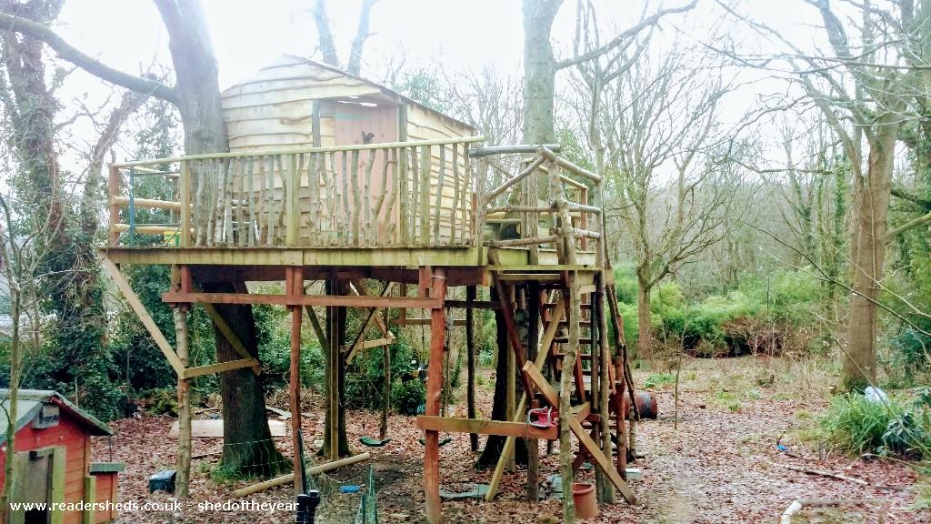 Zipline treehouse shed , Unexpected/Unique, East Sussex owned by ...