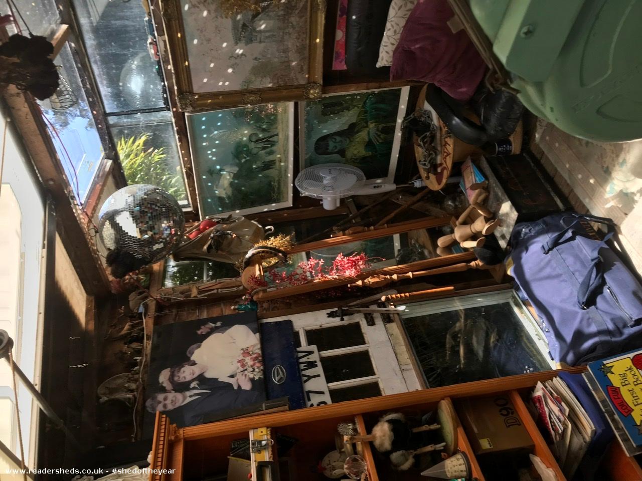 The shed with no name, Budget, West Sussex owned by Sheddie Jim Hughes ...